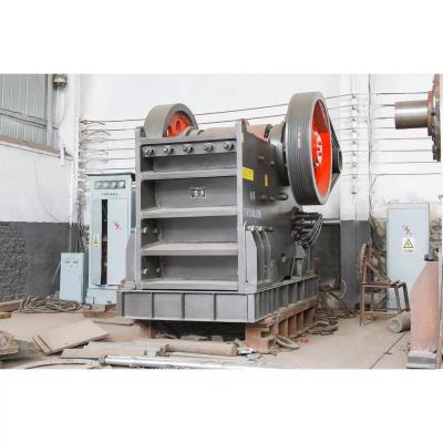 Cina Macchina di pietra del frantoio a mascella di capacità 10-300t/H per estrazione mineraria in vendita