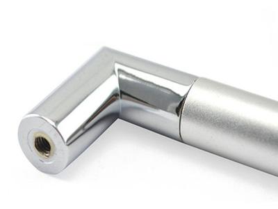 Cina l'armadietto di alluminio della cucina di 128mm, porta d'argento del frigorifero dello zinco tira le manopole moderne semplici dell'apprettatrice in vendita