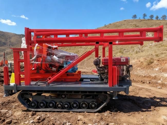 Tracked hydraulic coring machine side view