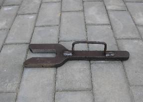 China Screw Unload Drill Pipe Pad Fork Drilling Rig Components for sale