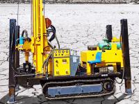 China Crawler Type Pneumatic 400meter Water Borewell Machine for sale