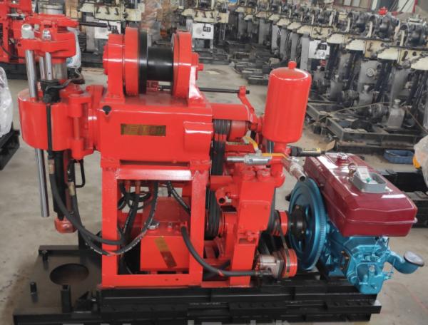 Un pozzo trivellato idraulico mobile di 22 di cavallo di potere del suolo di prova diametri del foro della piattaforma di produzione 300mm