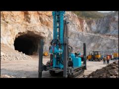 Pneumatic Drilling Machine 18MT Lifting Force 5900 Rotational Torque Depth 200 Meters