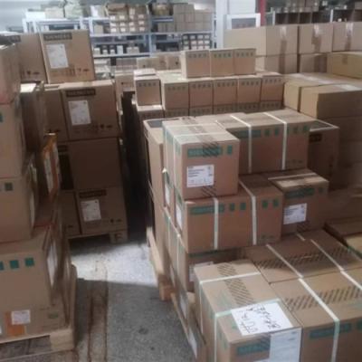 Cina G120 Siemens 6SL3210-1KE11-8UF2 0.55kW G120C Convertisore di frequenza in vendita