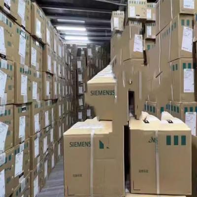 Cina G120 Siemens 6SL3210-1KE14-3AF2 Convertisore di frequenza da 1,5 kW con filtro in vendita
