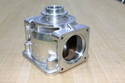 Cina Natura che anodizza il Ra di macinazione 0,8 di acciaio inossidabile delle parti di CNC per la pompa idraulica in vendita