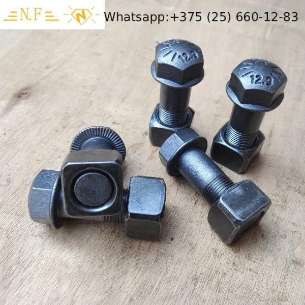 Quality Segment Sprocket Bolt And Nut 09203-21860 01803-01824 M18*60 For SD13 Sm27095 For Excavator D355 D375 for sale