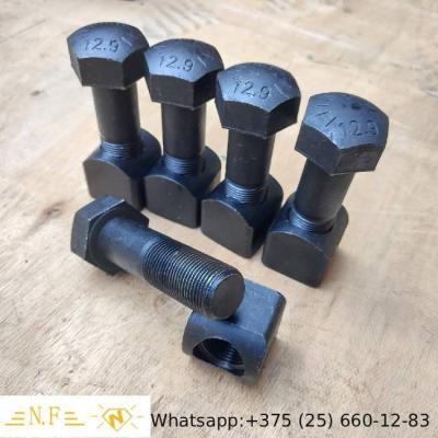 China M20*56  Excavator Track Link Roller Bolt / Segment Bolts And Nuts Chassis Spare Parts for sale