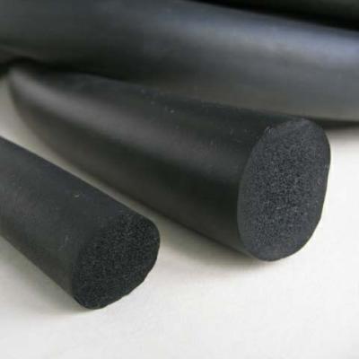 Cina Strisce di gomma spugna basse del silicone di manutenzione nessuna contaminazione per aviazione in vendita