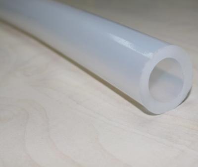 Cina Compatibilità chimica della tubatura del silicone curata platino, tubo flessibile di flessione ad alta temperatura in vendita