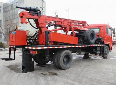 Cina La perforatrice del pozzo trivellato dei prezzi 200m/camion profondi economici ha montato la piattaforma di produzione del pozzo d'acqua DTH in vendita