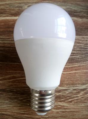 China Lámpara ahorro de energía de aluminio de la cubierta plástica del BULBO del bulbo 12w del LED A65 2 años de nueva del estilo de la garantía calidad del hign en venta