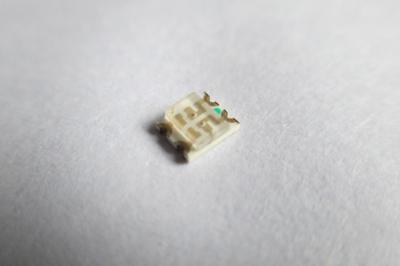 China 1.10mm Height Red and green bi color 1210 Package Dual Colour Led Multi Color Chip GaP Material for sale