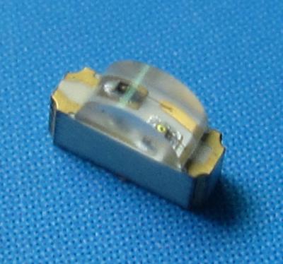 Cina PWB 1204 1206 RGB SMD LED con la lente giusta, chip sanan epistar 25mA del chip LED di colore pieno in vendita