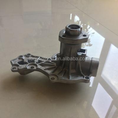 Cina Pompa idrica universale per auto 026121005C per Santana Polo Classic Scirocco Sistema di raffreddamento del motore universale dell'anno in vendita