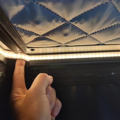 Cina Negro Grigio Verde Tenda Hard Car Rooftop Per Jeep Toyota SUV 320G Poliestere di cotone in vendita