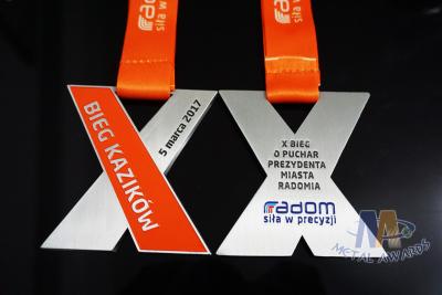 Cina X medaglie correnti del premio del metallo di entrambi i lati di forma con la cordicella o il nastro di Sulimated in vendita