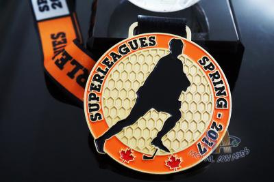Cina medaglie su ordinazione di sport 10k con il nastro sublimato smalto molle per racking di baseball dell'hockey del Canada in vendita