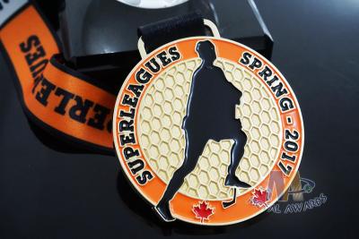 Cina medaglie su ordinazione di sport 10k con il nastro sublimato smalto molle per racking di baseball dell'hockey del Canada in vendita