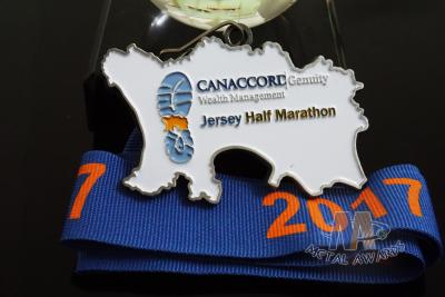 Китай Половинный ход 5К, 10К, десинг медалей награды металла событий спорт марафона изготовленный на заказ, мягкая эмаль продается