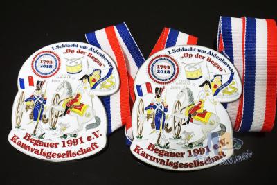 Китай Сияющие медали награды металла масленицы золота с цепью/цветами эмали Пантон мягкими продается