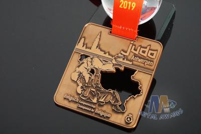 Cina Medaglie del premio di eventi di sport di judo e tipo tagliato nastri con la placcatura del bronzo o del rame in vendita
