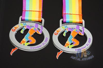 中国 顧客の昇華させたリボンが付いている注文のスポーツ メダルによるMの-23切り取られた設計 販売のため