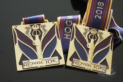 Cina Colore morbido reale dello smalto delle medaglie su ordinazione di sport 10K e 15K con il nastro sublimato in vendita