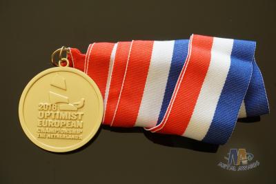 Cina Medaglie su misura del premio del metallo che corrono e medaglia in lega di zinco dei medaglioni dei regali maratona di campionato in vendita