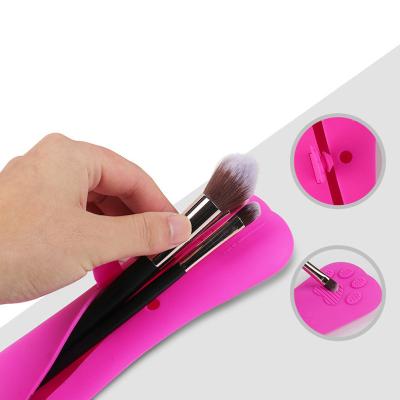 China Silicone Makeup Brush Holder Simple Carry Makeup Brush Eyebrow Pencil Storage Bag Portable Silicone Makeup Storage Box for sale