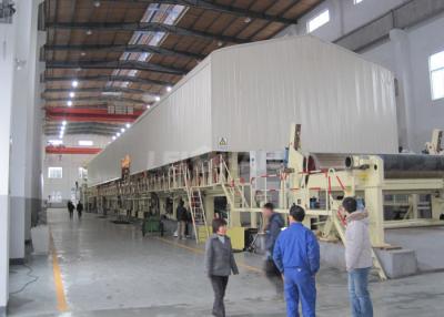 Cina 2200 - 4000w ha ondulato la macchina di carta del rotolo, impianto di riciclaggio della carta straccia dell'industria in vendita