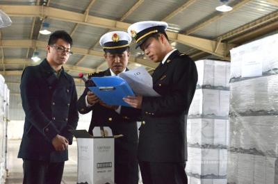 China Customs clearance Aged milk powder import license to China inspection label approvals ligistics shipping to door service for sale