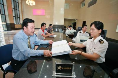 China Beer export to Qingdao import customs clearance,decleration,inspection,truck,warehouse deliver to door service for sale