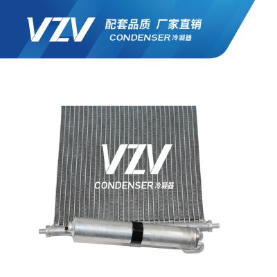Cina Condensatore Nissan Sunny Condensatore per veicoli Condensatore 92100-PA21A/7N900 in vendita