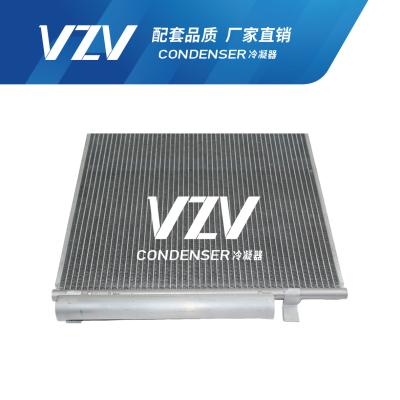 中国 F11017 冷却システム コンデンサ  Nissan VENUCIA T70/T90 92100-2FL1A 販売のため