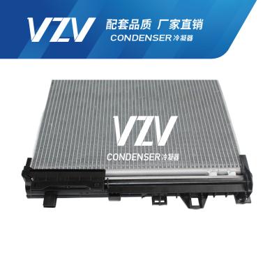 Cina W246 Mercedes Condensatore di aria condizionata alluminio OEM 2465000454 in vendita