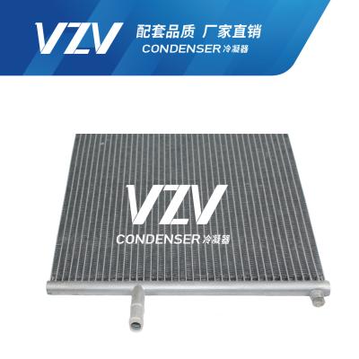 Cina Condensatore di alluminio per Mercedes Benz MD GLA250/MD GLA45 AMG/MD CLA45 AMG 995006403 in vendita