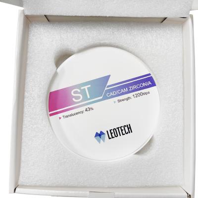 Cina ST Blocco di zirconia ultra-traslucente, 1200MPa di resistenza, 43% di trasmissione della luce per corone e ponti dentali in vendita