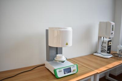 China 1-101% Vacuum Level Dental Porcelain Furnace with 9cm 3.5'' Firing Chamber and Electric Power Source for sale
