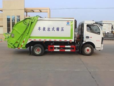 中国 ドンフェン・ドルリカル D6 LNG 4x2 6cbm コンパクターゴミトラック 販売のため