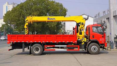 中国 輸出カスタマイズ 4x2 ドンフェンブランド 8トンのクレーンマウントトラック ストック 販売のため