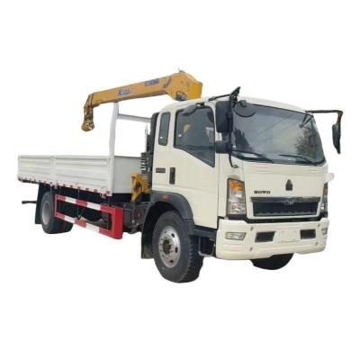 중국 공장 Sinotruk HOWO 수압 망원경 붐 트럭 5 톤 크레인 설치 판매용