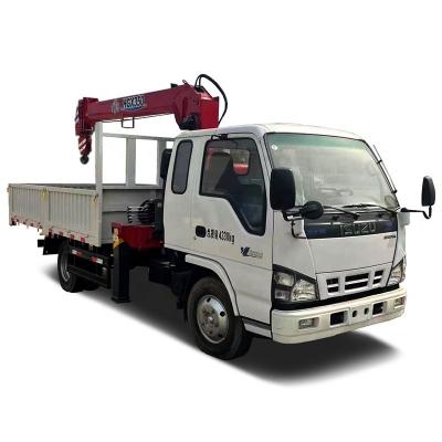 中国 オリジナルダブルキャビン ISUZU 4x2 2トン 3.2トン クレーン付きトラック 販売のため