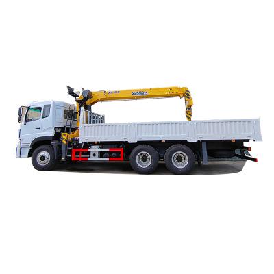 China Made in Hubei Factory 6x4 Famous Crane 14 Ton Dump Truck Crane Truck Mounted for sale