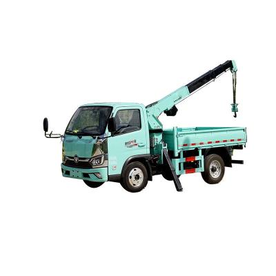 China Foton 4x2 Camión de carga con plataforma pequeña y mini grúa, 1.5 toneladas en venta