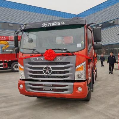 China DAYUN Telescopic Boom Crane Truck Mounted 4 Tons Folding Crane for sale
