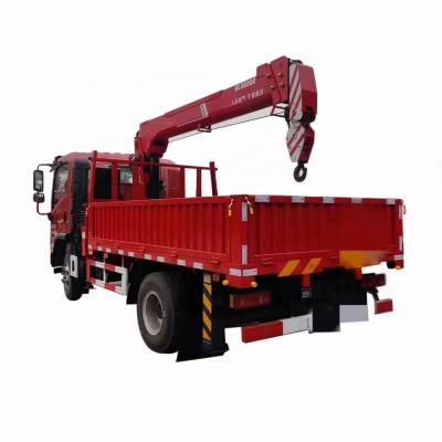 China DAYUN Telescopic Boom Crane Truck Mounted 4 Tons Folding Crane for sale