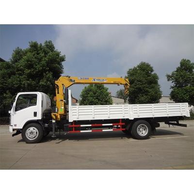 Chine ISUZU 4x2 5 tonnes Cran monté sur un camion Transport logistique à rangée unique à vendre