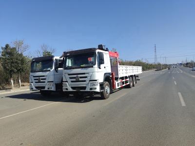 Cina SINOTRUK HOWO 10 tonnellate camion gru mobile 6x4 camion idraulico gru montate in vendita