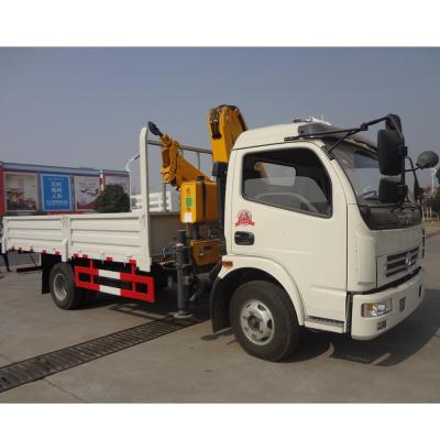 Cina DFAC 3 tonnellate Knuckle Boom Crane Truck Euro 3 5 velocità Trasmissione a sinistra e a destra in vendita